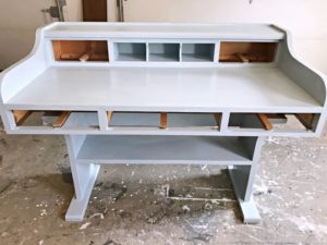 Polo Blue Desk: Choosing the Right Shade of Blue | Entri Ways