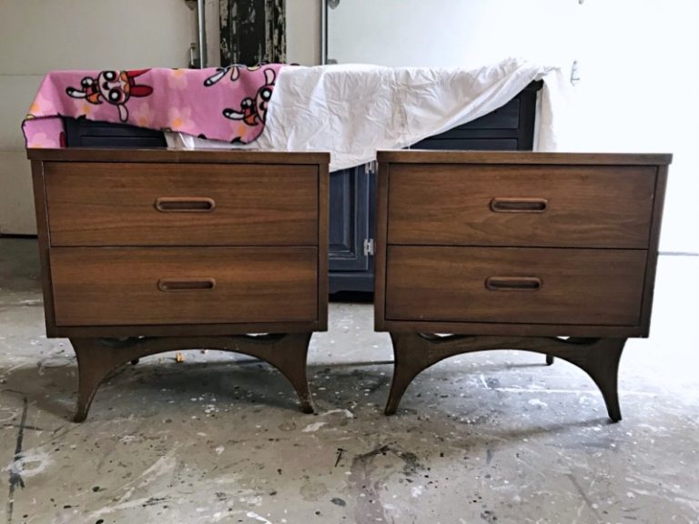 How to Paint the Pottery Barn Seadrift Finish | Entri Ways